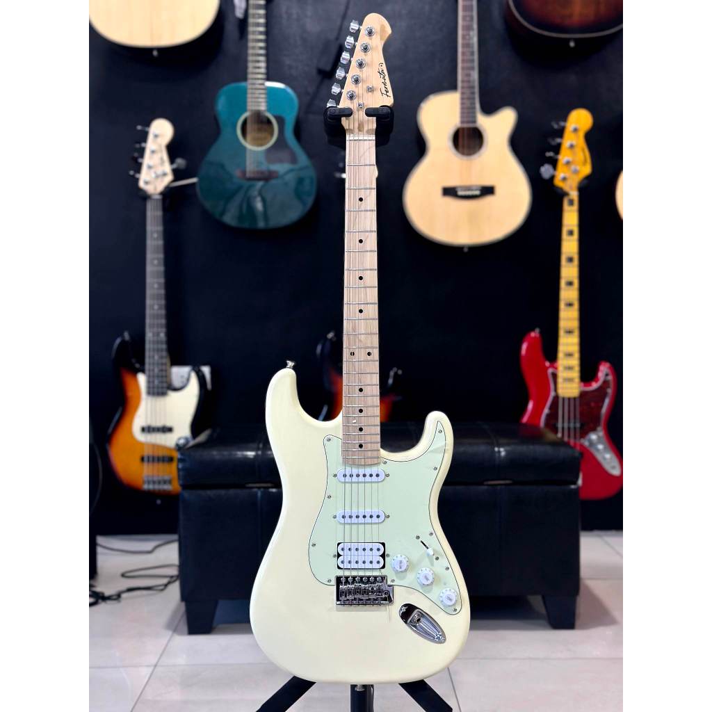 Fermata ST-1H Stratocaster Electric Guitar | Shopee Philippines