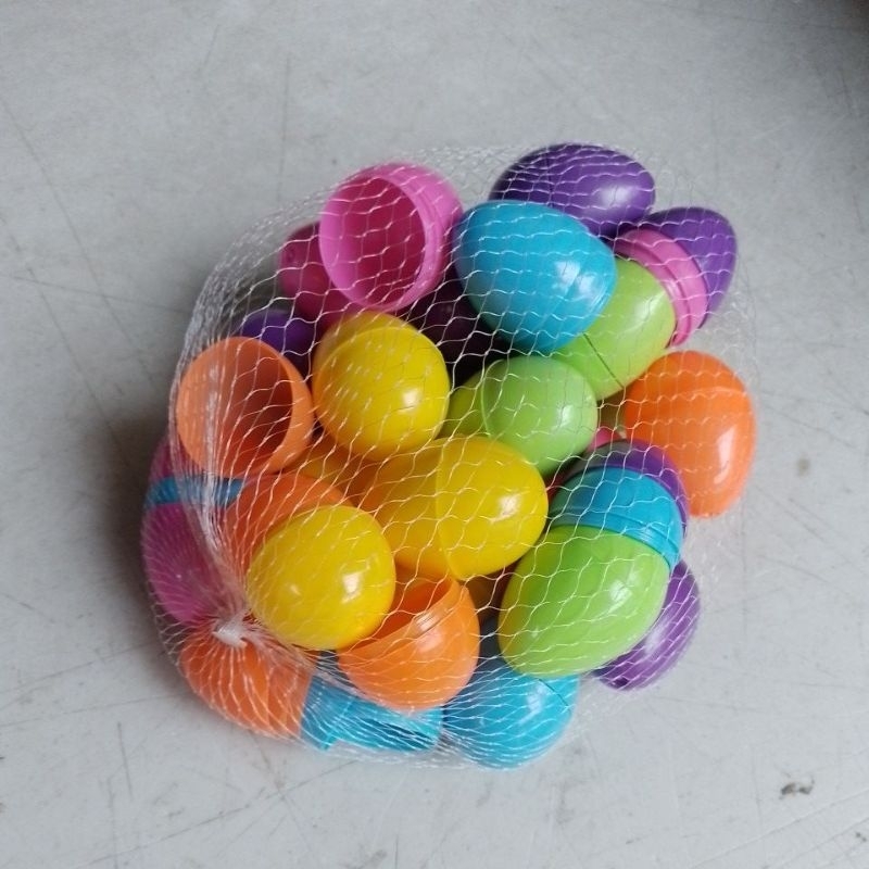 mini plastic eggtoys for kids(itlog pugo) /1.5inch 30pcs/pack | Shopee ...
