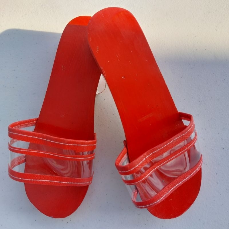 BAKYA FOR WOMEN (RED) WOODEN SLIPPERS | Shopee Philippines