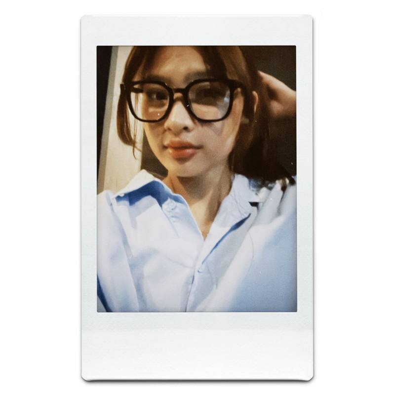 BINI Colet Girlfriend Material Instax Film Print AUTHENTIC | Photocard ...