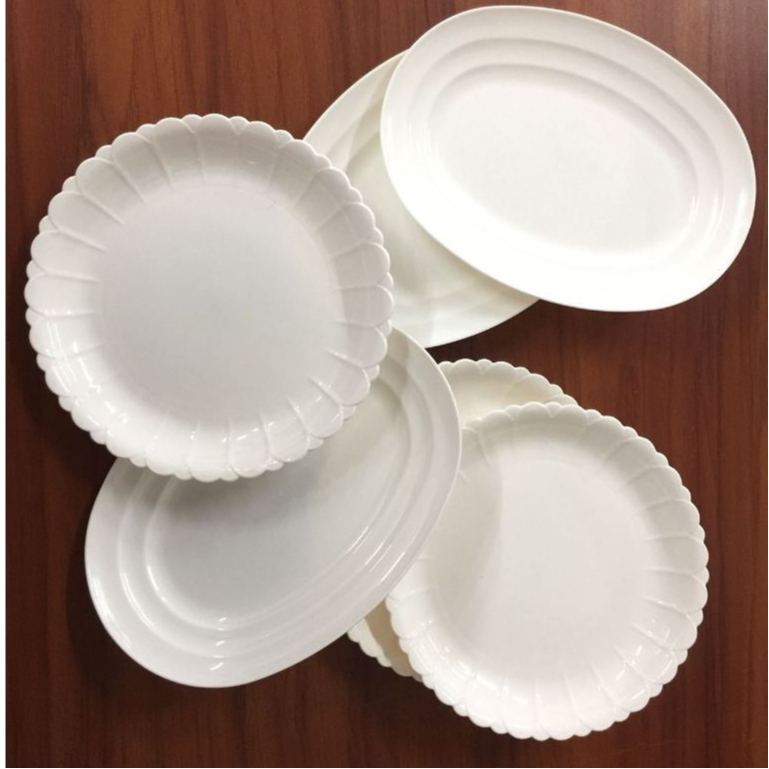 Plastic Round and Oval Saucer Plate - 6