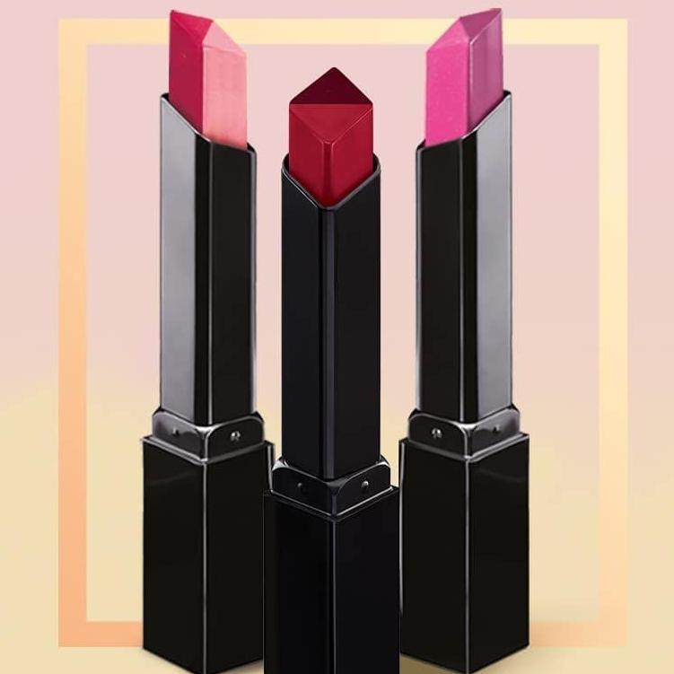 Avon True Color Dual Color Gradient Lipstick Cherry Bomb 3.3g | Shopee ...