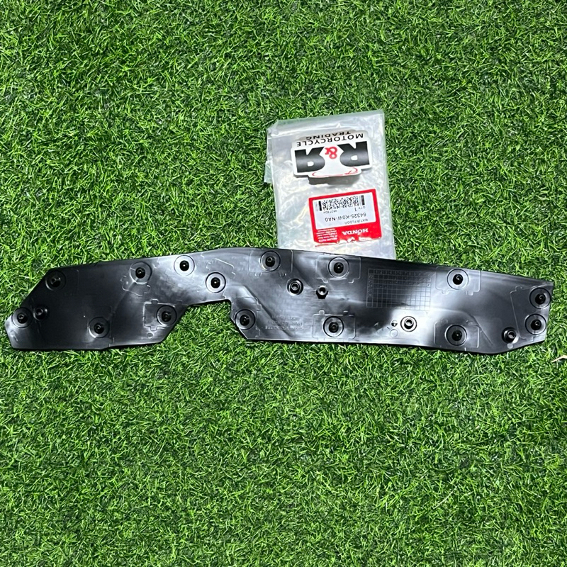 ADV160 Floor Mat L / R Honda ADV 160 | Shopee Philippines