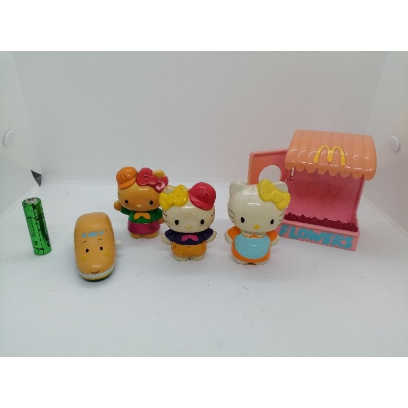 preloved 2003 hello kitty mcdo shinkansen toys set | Shopee Philippines