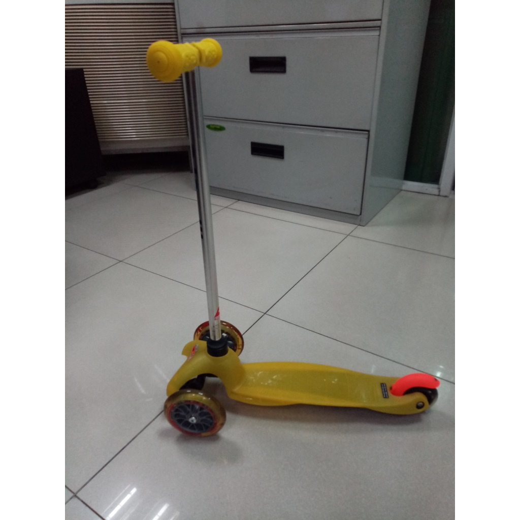 Micro Mini Scooter for Kids (Yellow) | Shopee Philippines
