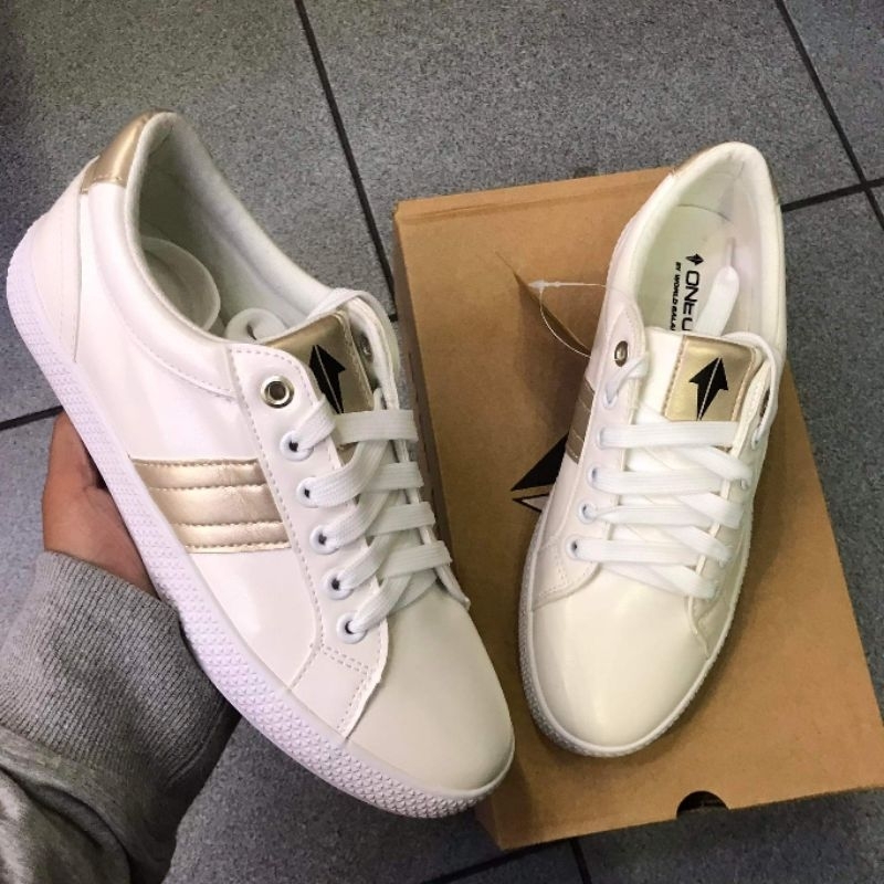 One Up by World Balance EVIANNA Women's Shoes | Shopee Philippines