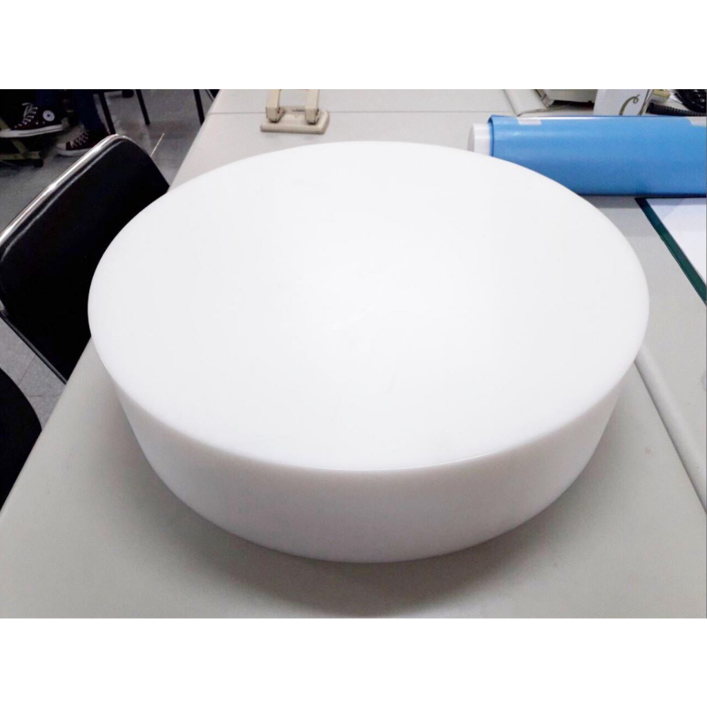495mm diameter x 120mm thick Round White Circular Chopping Board, HMW ...