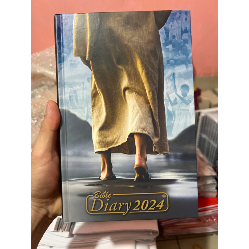 Bible Diary 2024 - Hardbound (Daily Gospel) | Shopee Philippines