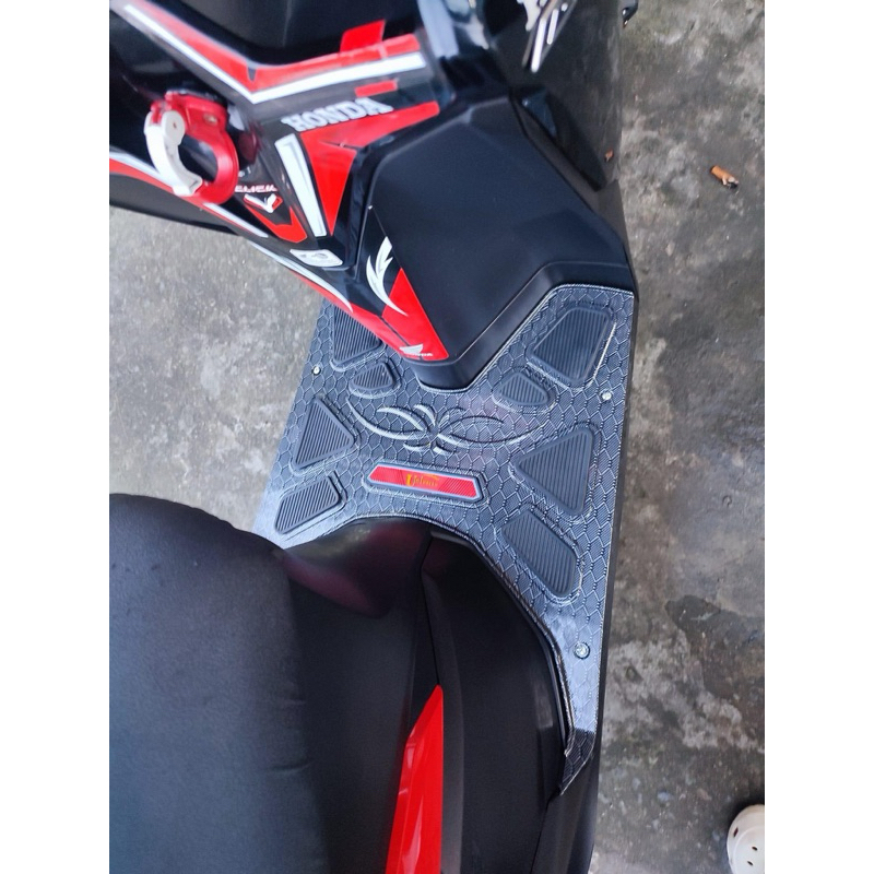 Honda Click V2 V3 Chrome / Carbon / Titanium/Honeycomb Matting | Shopee ...