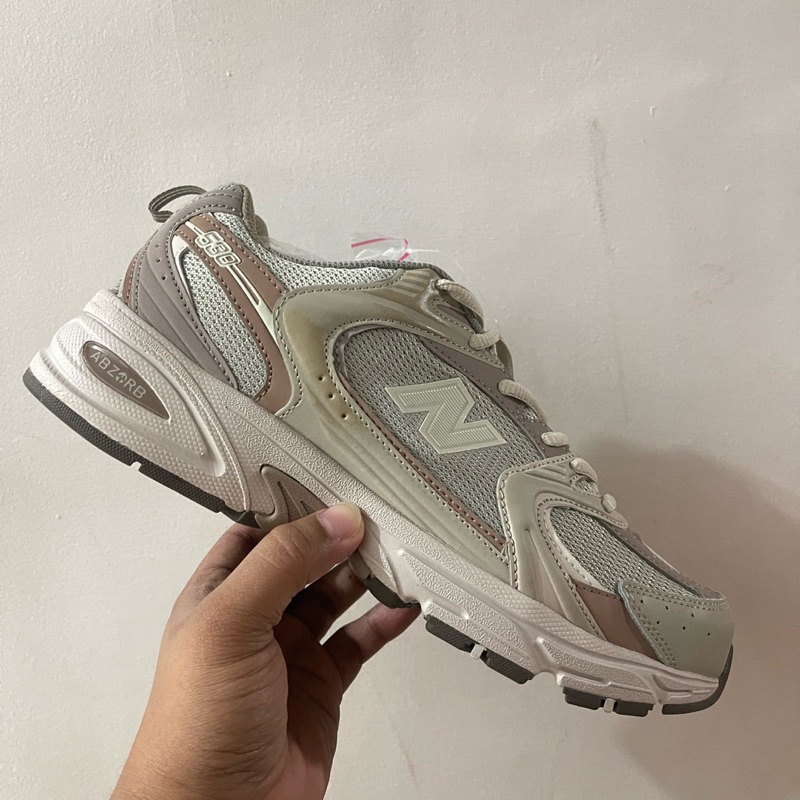 Nwe Blance 530 `Cream Biege’ men and women size) | Shopee Philippines