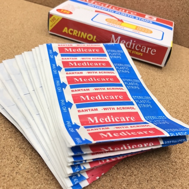 BAND AID 1 BOX Medical Plaster Strips Adhesive Antiseptic Bandage Band ...