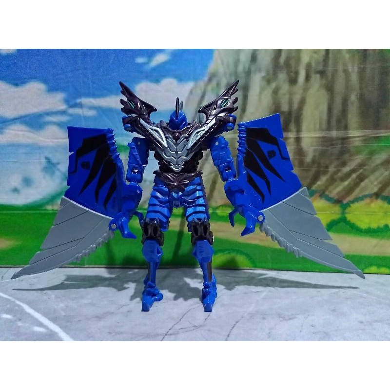 Transformers AOE Deluxe Class Strafe (Hasbro) | Shopee Philippines