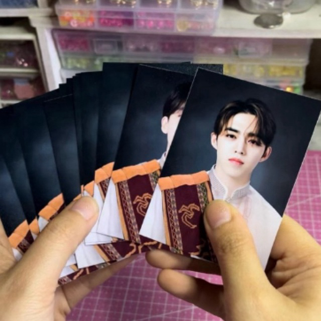 Seventeen Graduation Picture | Shopee Philippines