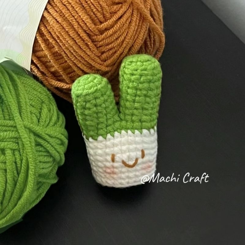 Cute Crochet Spring Onion Leek Keychain | Shopee Philippines
