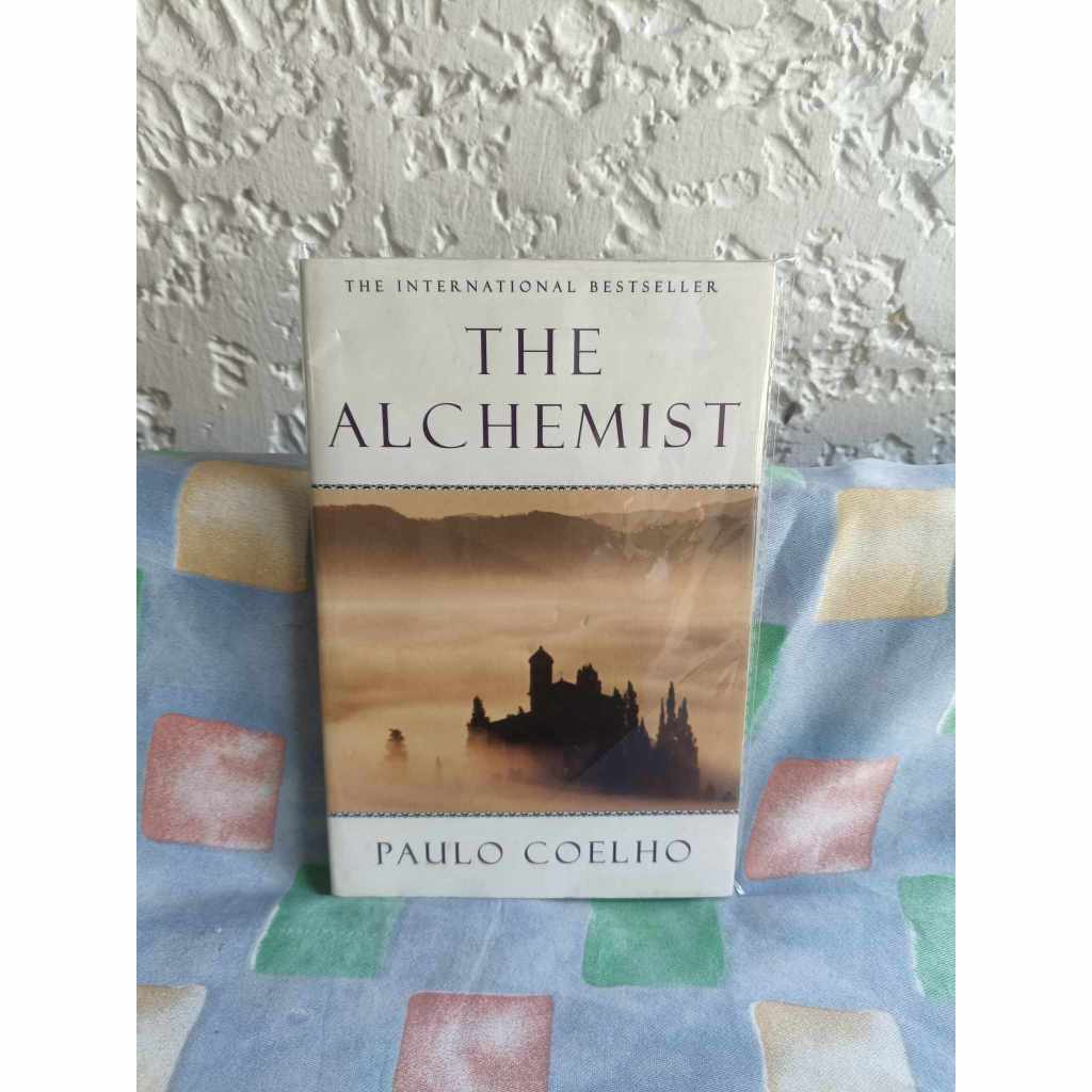 The Alchemist by Paulo Coelho (pre loved / paperback) | Shopee Philippines