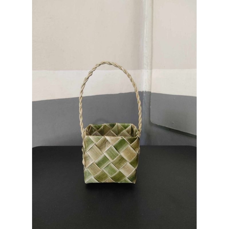 NATIVE PANDAN SOUVENIR BAG/ LOOT BAG 3X3X3 inches | Shopee Philippines