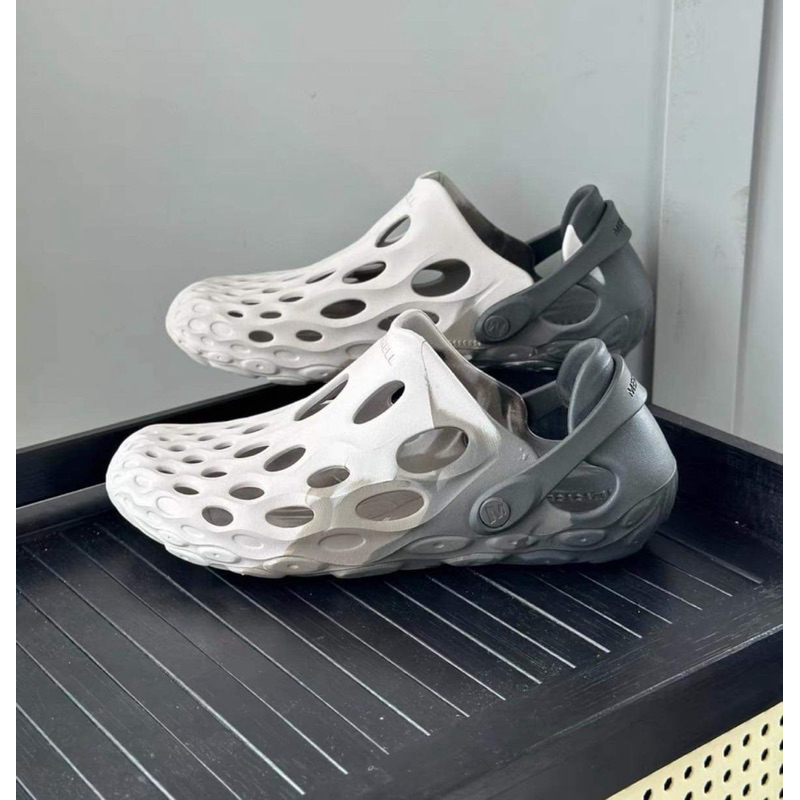 BIG size need to SIZE DOWN Hydro mix drift Merrell for men /women ...