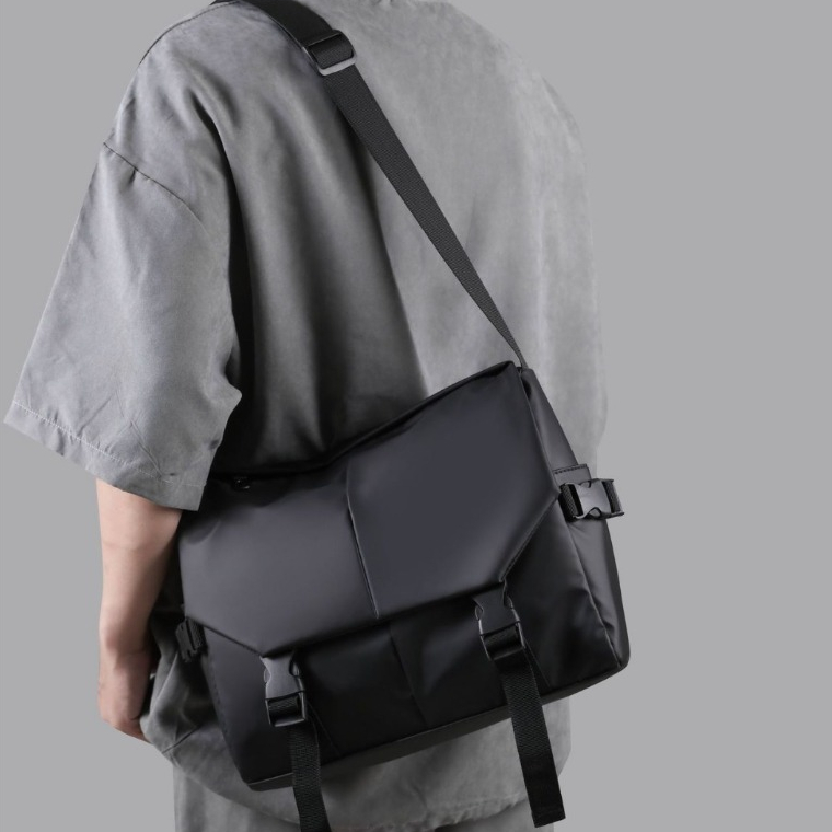 COD Messenger Bag Men's Campus Shoulder Bag Waterproof Travel Messenger ...
