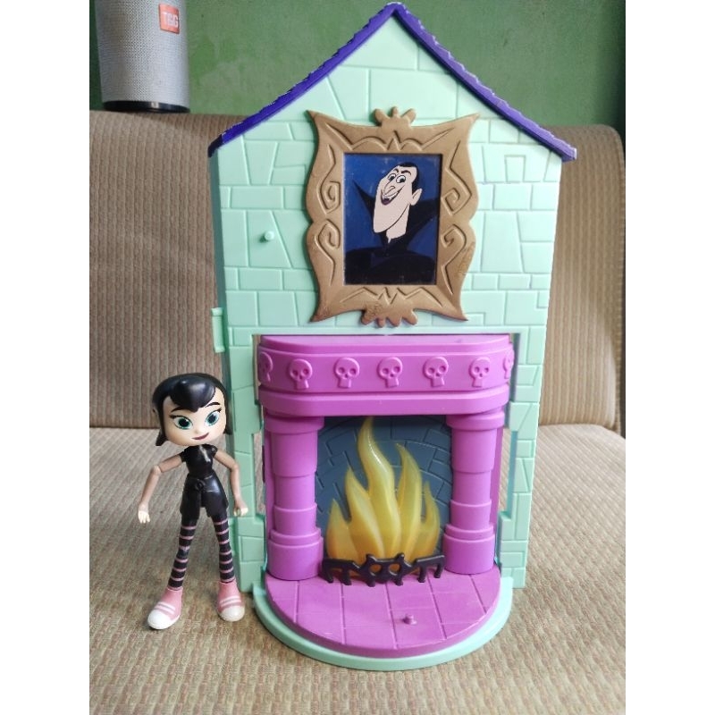 Hotel Transylvania Fireplace w/ Mavis Articulated Action Figure Set ...