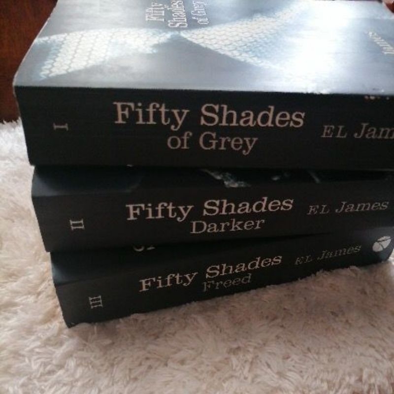 EL JAMES Fifty Shades Trilogy Preloved (Juan Cafe' Petz) | Shopee ...