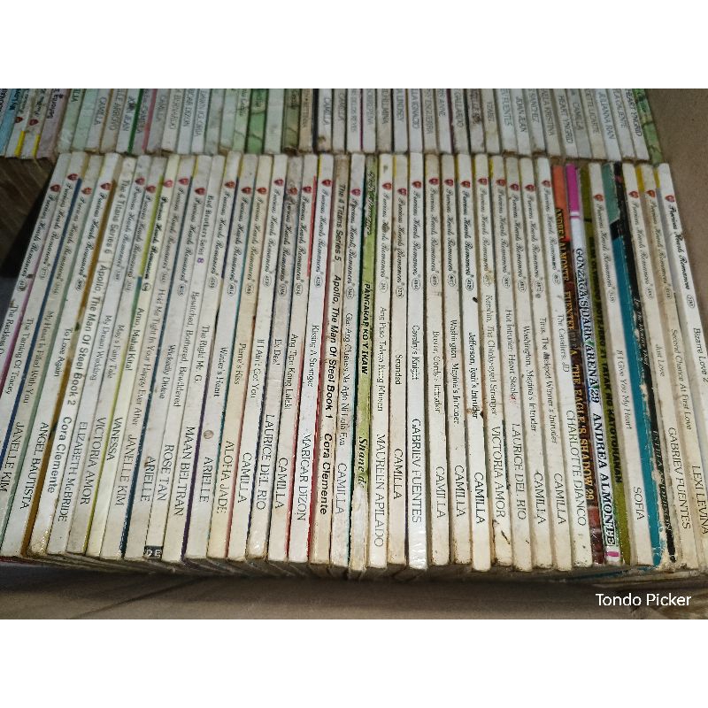 Set B: PHR Precious Hearts Romances Tagalog and Other Title Assorted ...