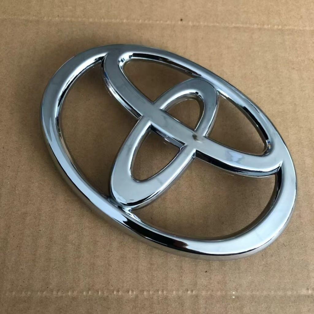 Toyota Hilux Logo Emblem/2005-2014/Front Badge/Radiator Grille Logo ...