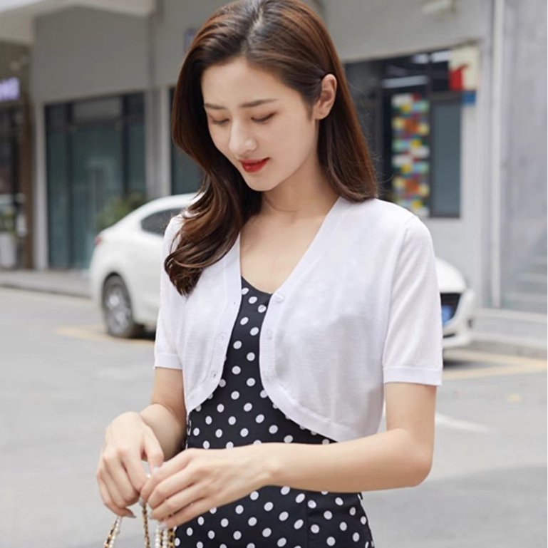 AAA Thin Short Sleeve Bolero Tops Knitted Cropped Cardigans Buttons V ...