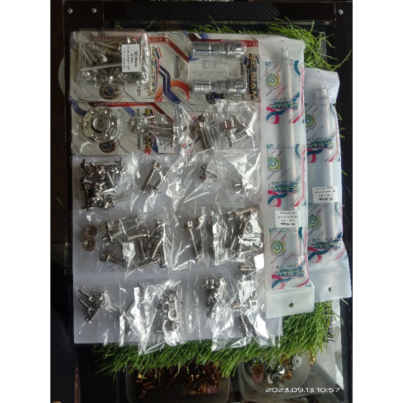 CNC GEAR TYPE RAIDER 150 CARB/RAIDER 150 FI TYPE SILVER FULL SET ...