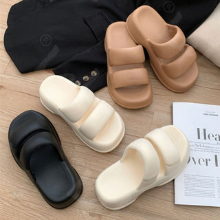 【LaLa】Thick rubber slipper for indoor and outdoor activities Slip on ...