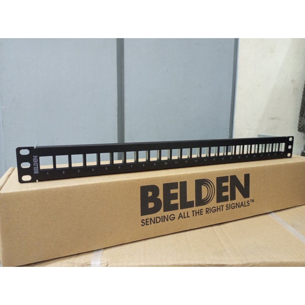 BELDEN AX106504-AP Keyconnect Unloaded Blank Panel 24-Port | Shopee ...