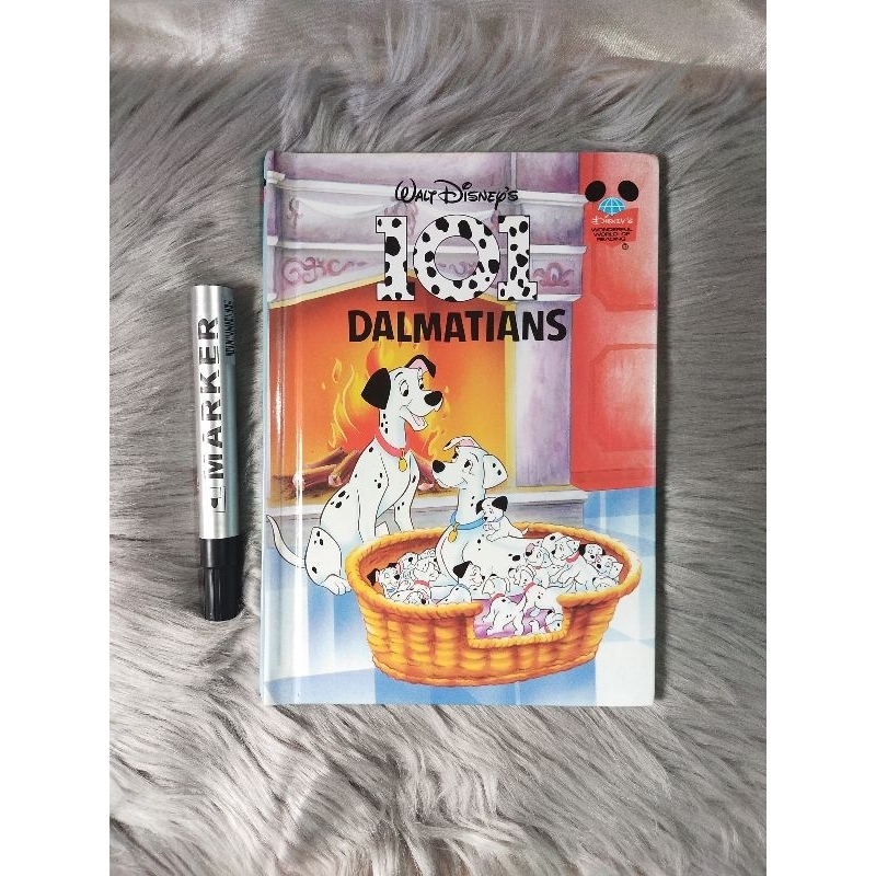 Disney Cats and Dogs Storybook | Disney Hardbound Storybooks for kids ...