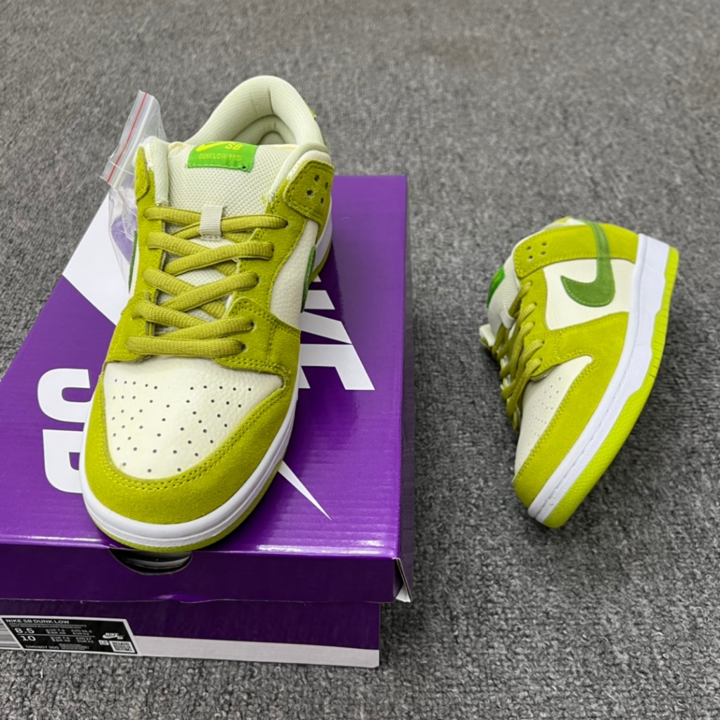 Genuine Nike SB Dunk low "green apple" fruit color brings a different ...
