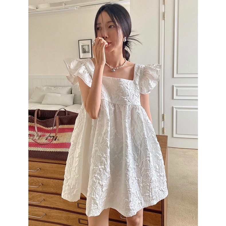 Y829 EZ Fashion Square Neck Ruffle Sleeve Embossed Floral Pattern ...