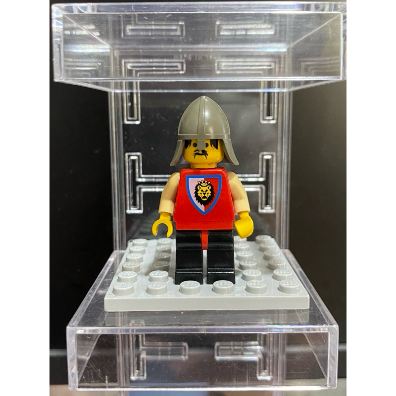 Vintage LEGO minifigure (Castle, Pirates, Dragon Knight, Soldier, Horse ...