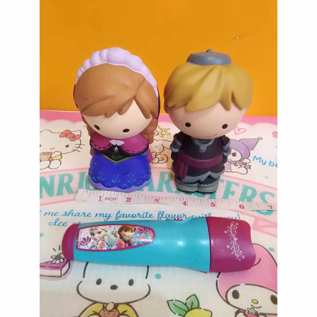 Frozen Anna and Kristoff Toy Figure and Frozen Flashlight Set | Shopee ...