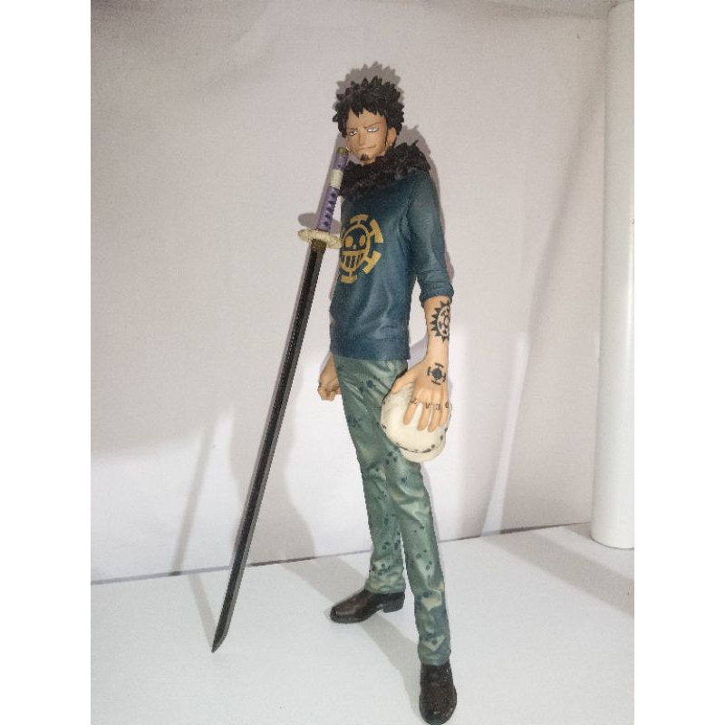 One Piece : Trafalgar Law figure | Shopee Philippines