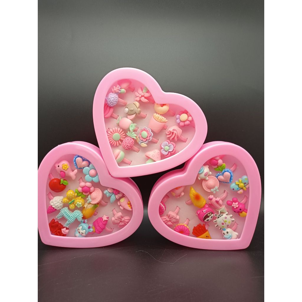 Sunny Shop 16pcs. Fashion Heart rings plastic ring with lovely pattern ...