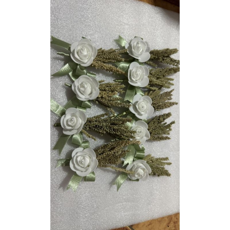 Chest corsage for all occasions with pin/available in any colors ...