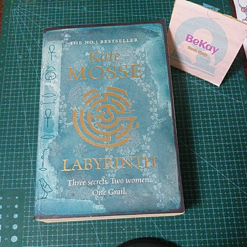 Languedoc #1 Labyrinth by Kate Mosse Secondhand | Shopee Philippines