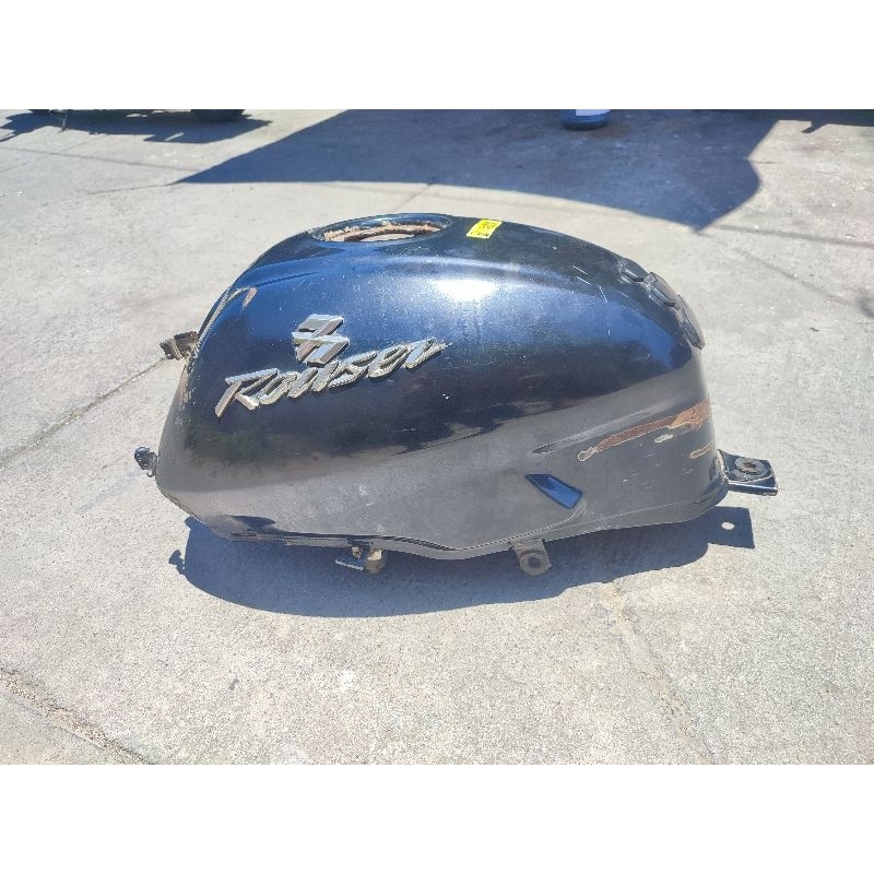 FUEL TANK ROUSER 180 200DSTI Secondhand genuine | Shopee Philippines