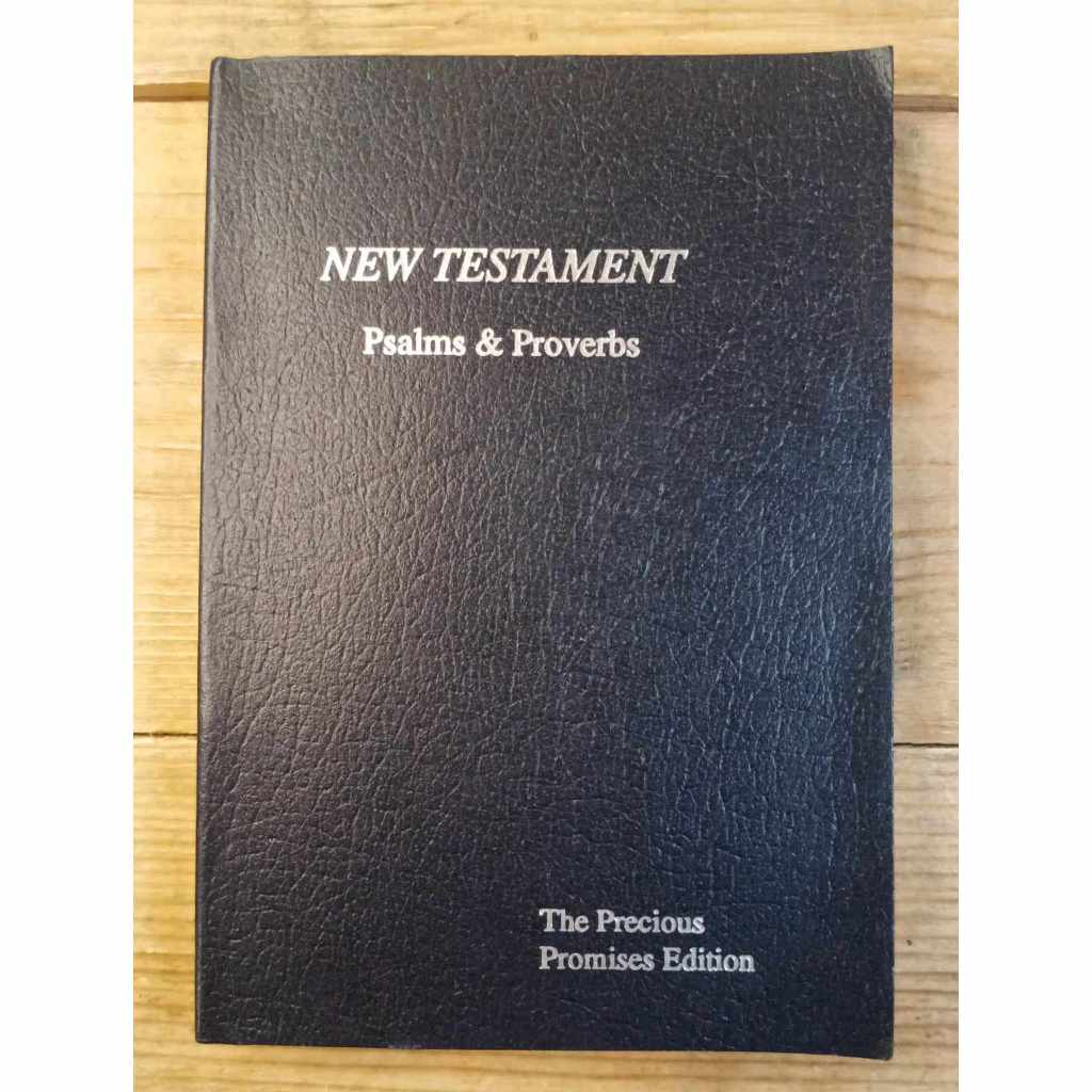 MINI NEW TESTAMENT HOLY BIBLE KJV ( Pre-loved ) | Shopee Philippines