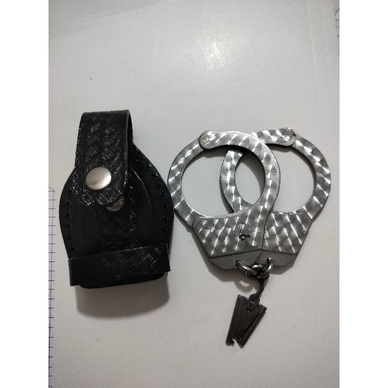 HANDCUFFS WITH LEATHER HOLDER FOR SECURITY GUARD | Shopee Philippines
