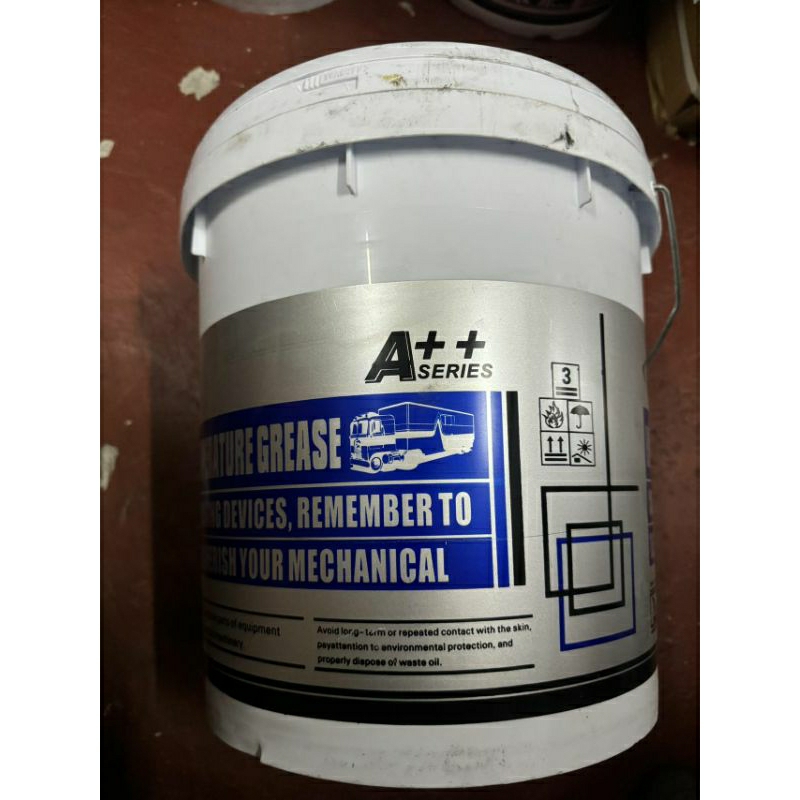 1 pail grease Isk(20kggrease suitable for mechanical equiptment ...