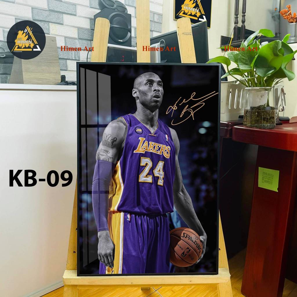 Kobe Bryant Crystal Porcelain Painting Wall Decor, complete with a ...