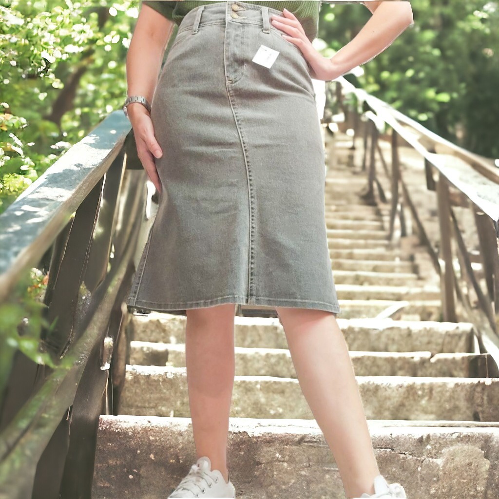 KYU Code: PSK #9 Midi Denim Skirt (Waist 26-27) | Shopee Philippines