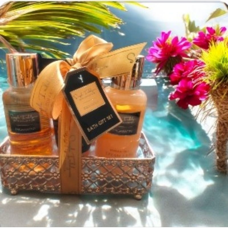 Simple Indulgence Bath Collection Enchanted Bath Gift.Set.100.ml ...