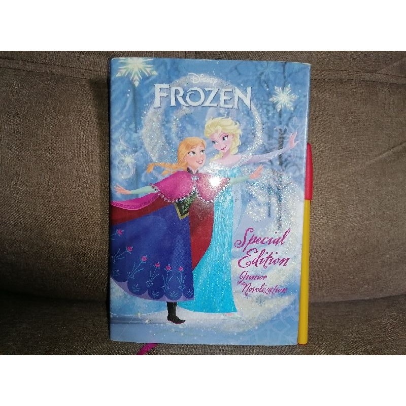 Disney Frozen: Special Edition Junior Novelization (Hardcover with Dust ...