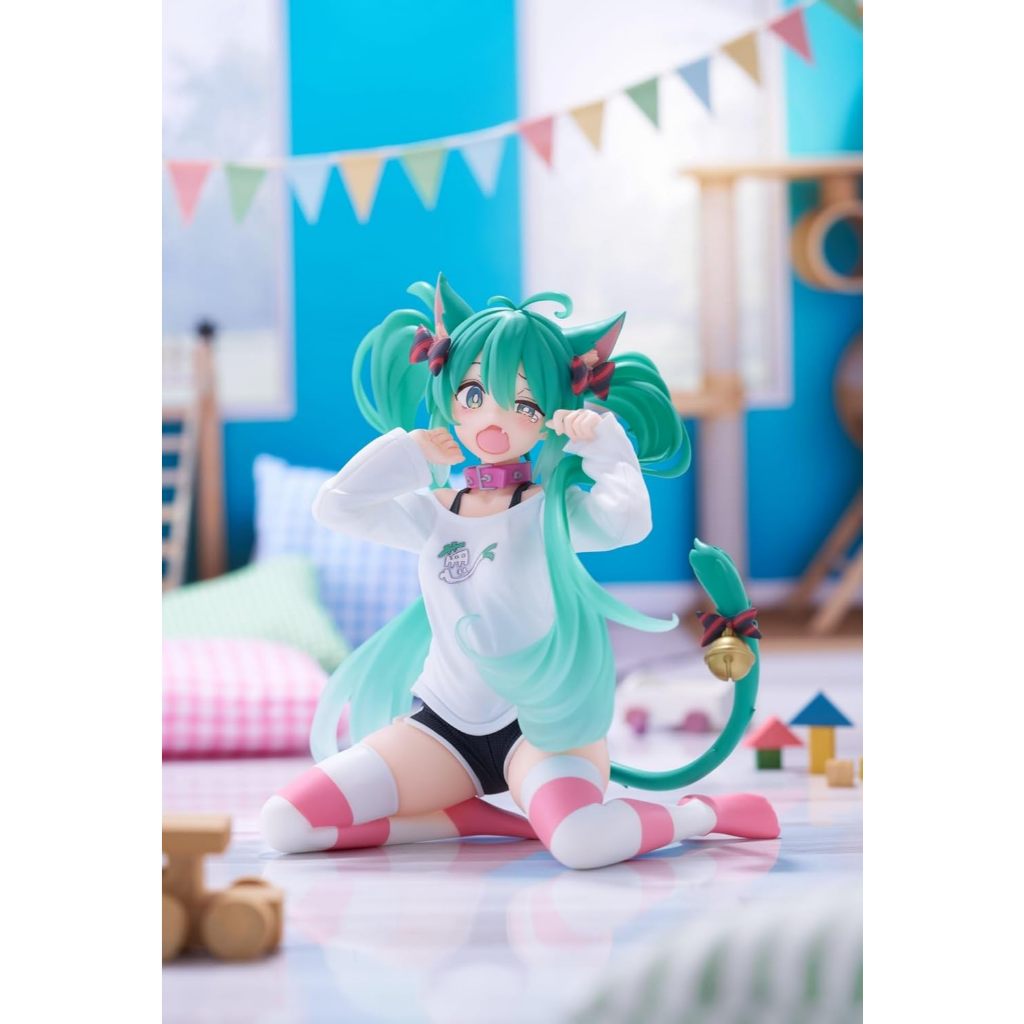 Hatsune Miku Figure Desktop Cute Figure Cat Ears T-shirt ver. | Shopee ...