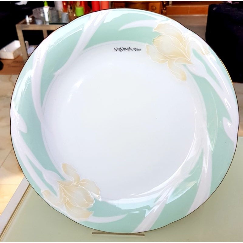 YSL Yves Saint Laurent plate (10 inches) | Shopee Philippines