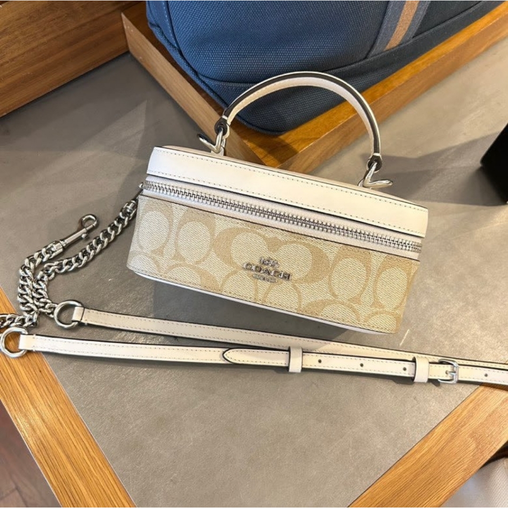 J2FS C.O.A.C.H CJ522 Train Case Zip Crossbody in Light Khaki Signature ...